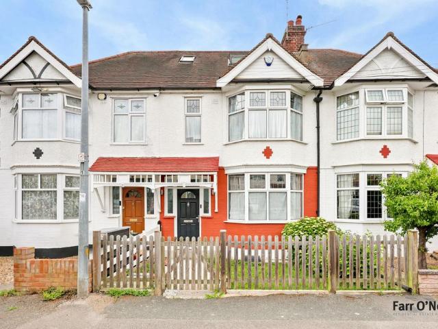 4 bedroom terraced house for sale
