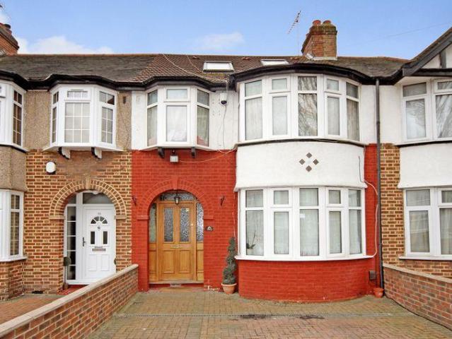 4 bedroom terraced house for sale
