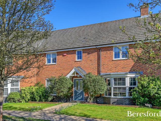 4 bedroom terraced house for sale