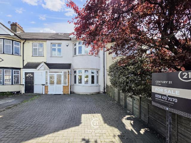 4 bedroom terraced house for sale