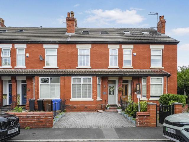 4 bedroom terraced house for sale