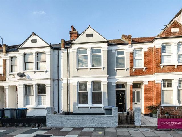 4 bedroom terraced house for sale