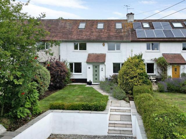 4 bedroom terraced house for sale