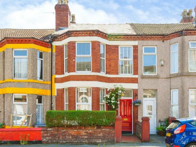 4 bedroom terraced house for sale