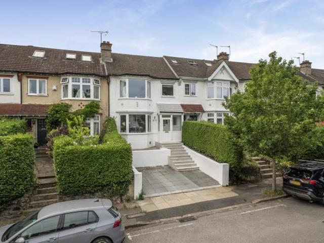 4 bedroom terraced house for sale