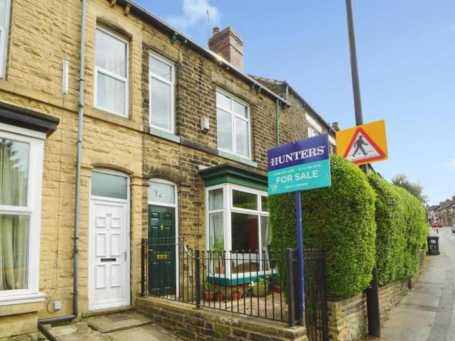4 bedroom terraced house for sale