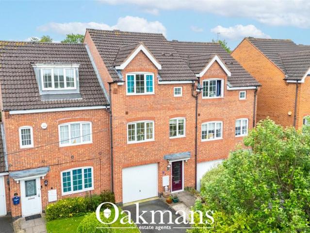 4 bedroom terraced house for sale