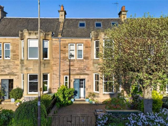 4 bedroom terraced house for sale