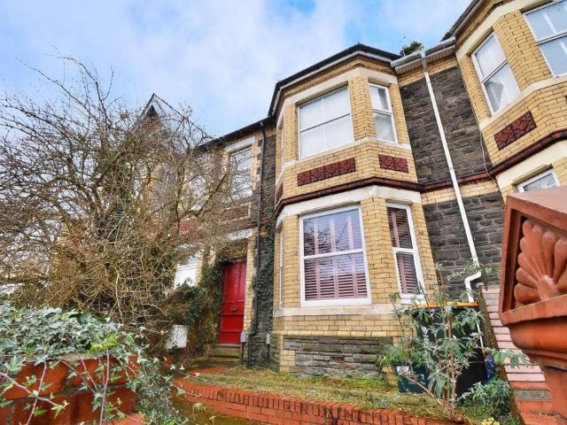 4 bedroom terraced house for sale