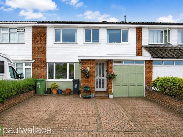 4 bedroom terraced house for sale