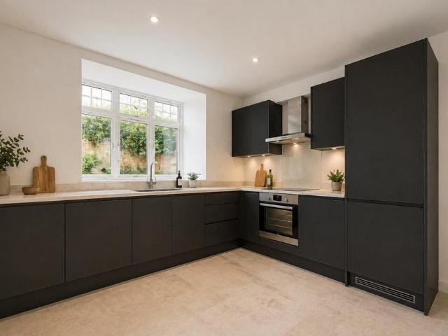 4 bedroom terraced house for sale
