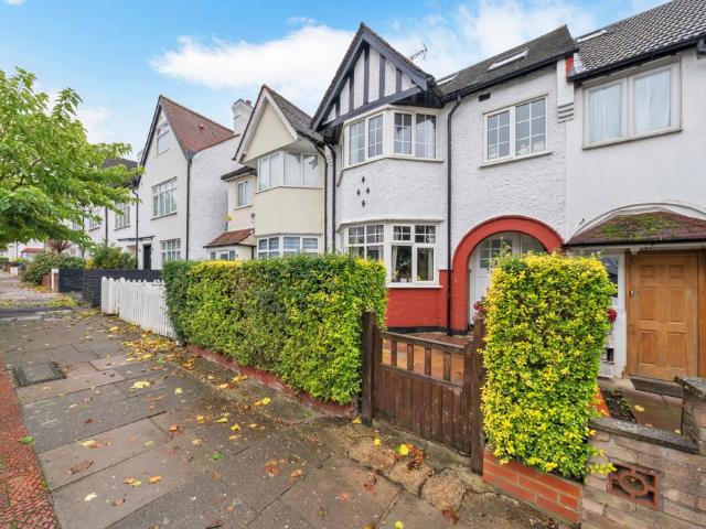 4 bedroom terraced house for sale