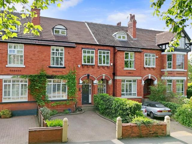 4 bedroom terraced house for sale