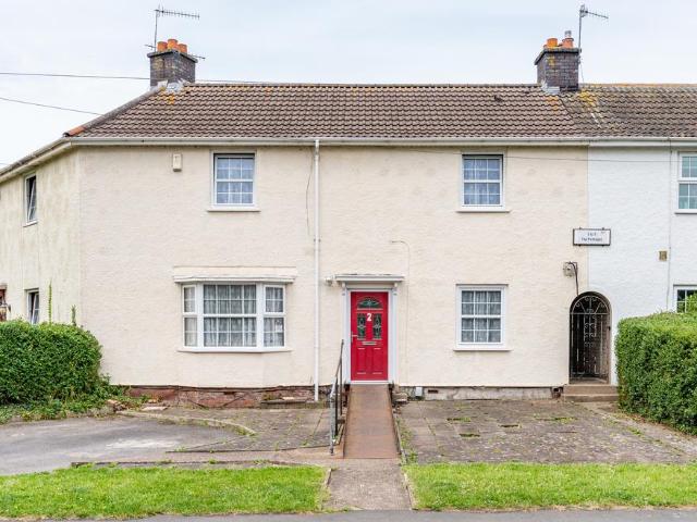 4 bedroom terraced house for sale