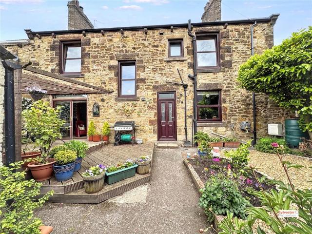 4 bedroom terraced house for sale