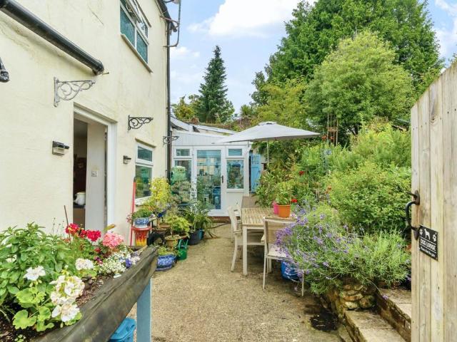 4 bedroom terraced house for sale