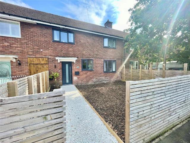 4 bedroom terraced house for sale