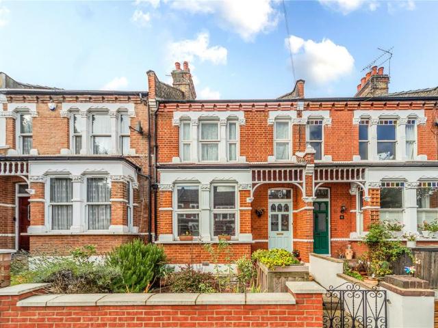 4 bedroom terraced house for sale