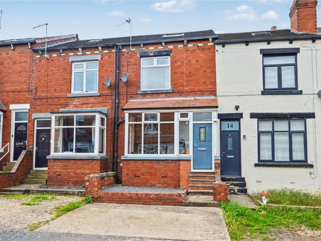 4 bedroom terraced house for sale