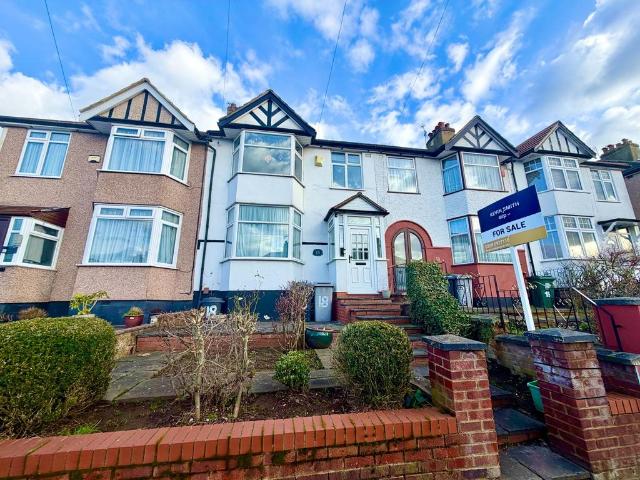 4 bedroom terraced house for sale