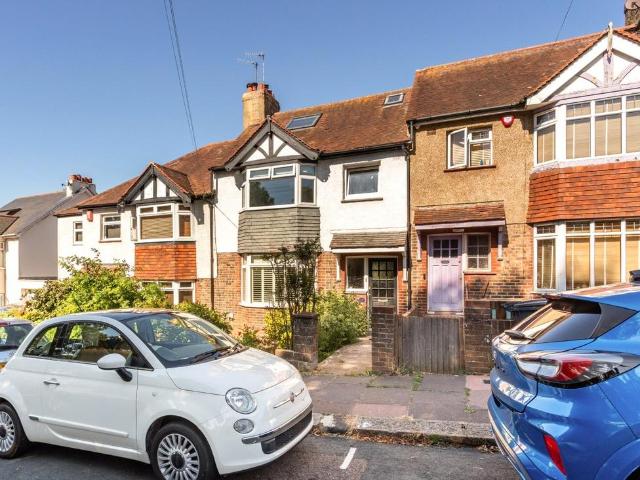 4 bedroom terraced house for sale