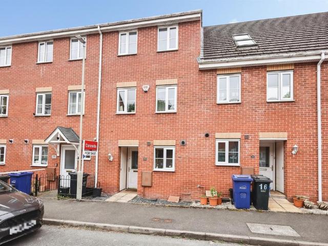 4 bedroom terraced house for sale