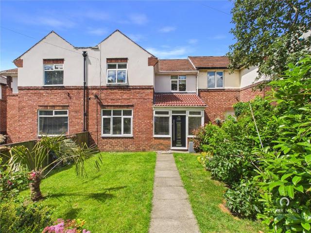 4 bedroom terraced house for sale