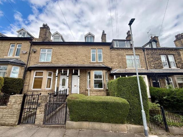 4 bedroom terraced house for sale