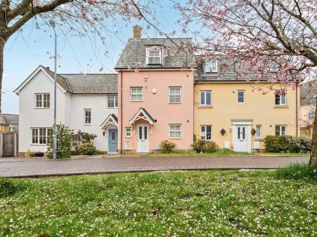 4 bedroom terraced house for sale