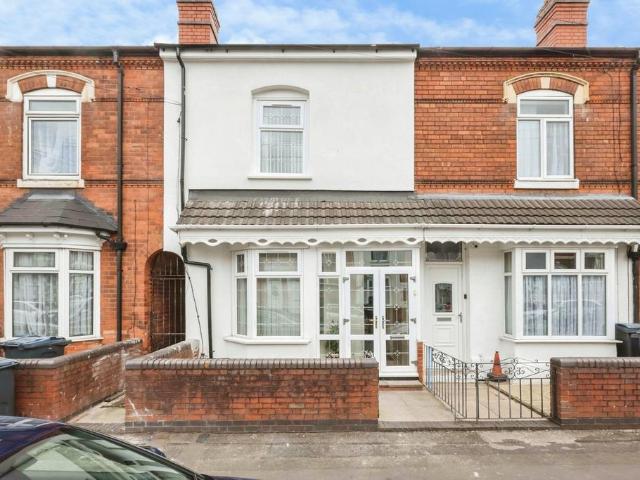 4 bedroom terraced house for sale