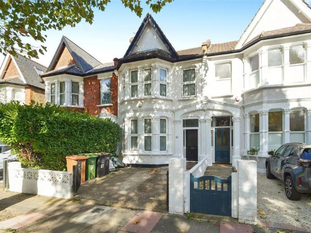 4 bedroom terraced house for sale