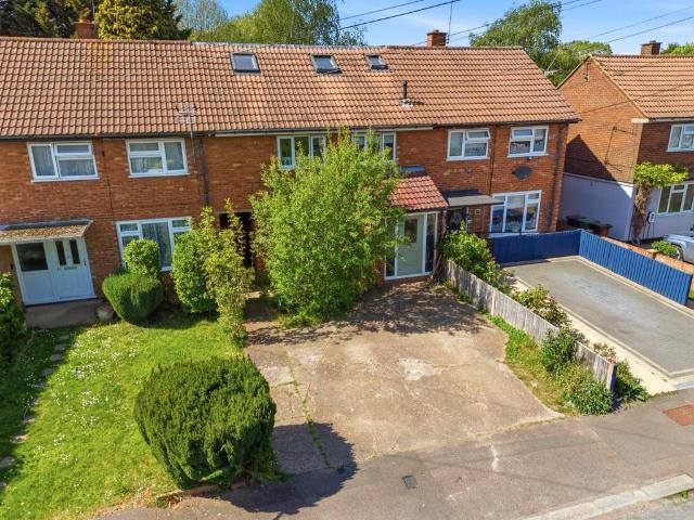 4 bedroom terraced house for sale