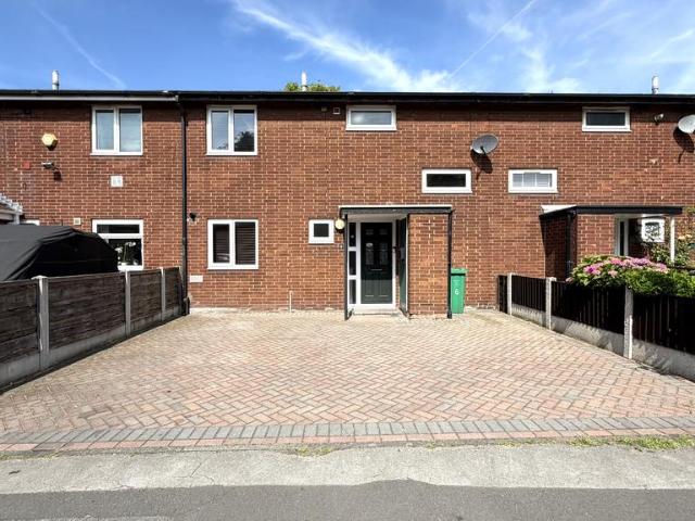 4 bedroom terraced house for sale