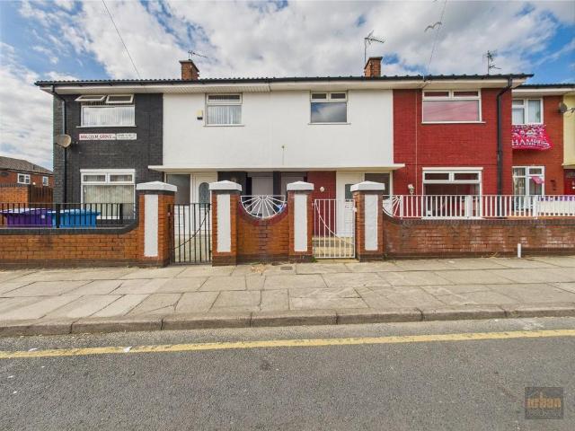 4 bedroom terraced house for sale