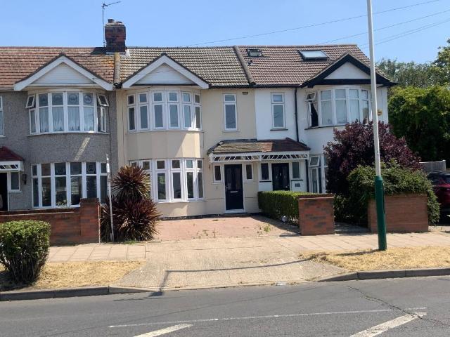 4 bedroom terraced house for sale