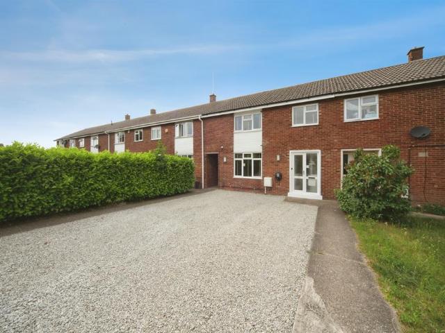 4 bedroom terraced house for sale