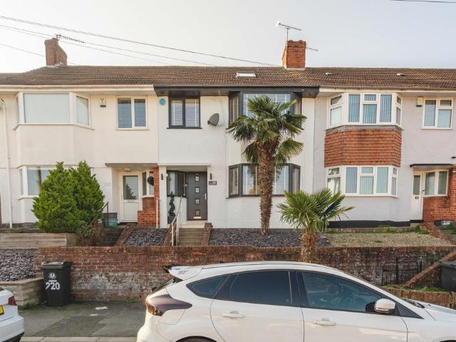4 bedroom terraced house for sale