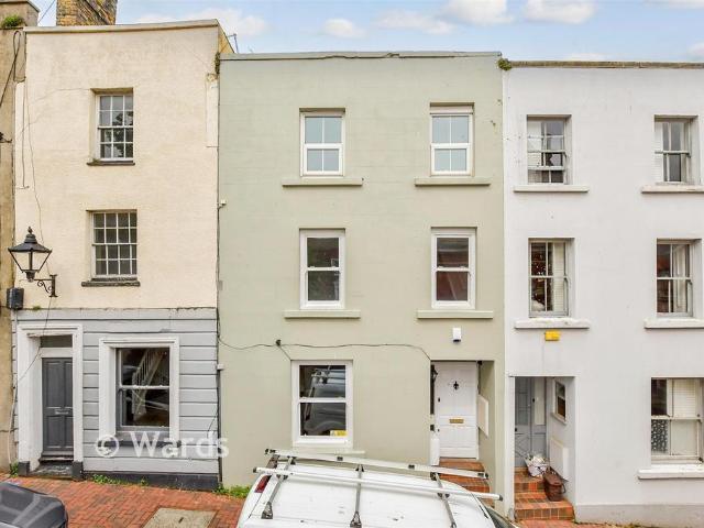 4 bedroom terraced house for sale
