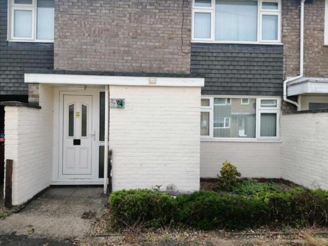 4 bedroom terraced house for sale