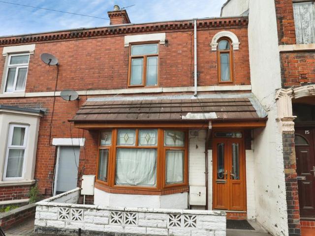 4 bedroom terraced house for sale