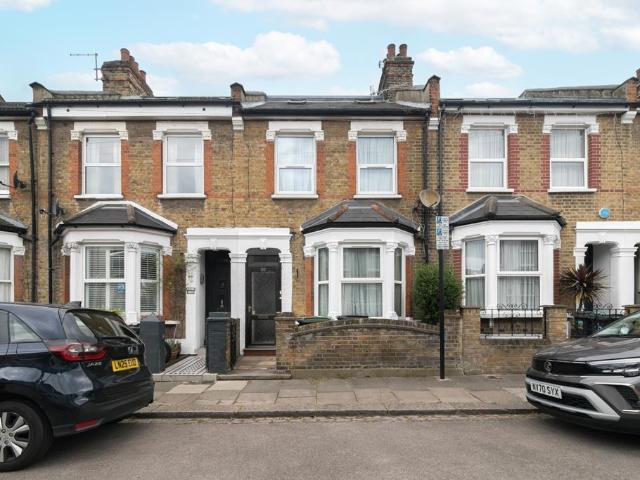 4 bedroom terraced house for sale