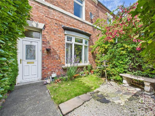 4 bedroom terraced house for sale