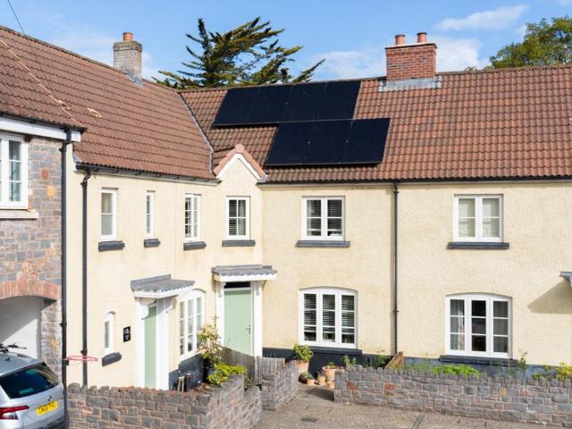 4 bedroom terraced house for sale