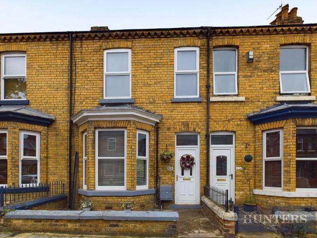 4 bedroom terraced house for sale