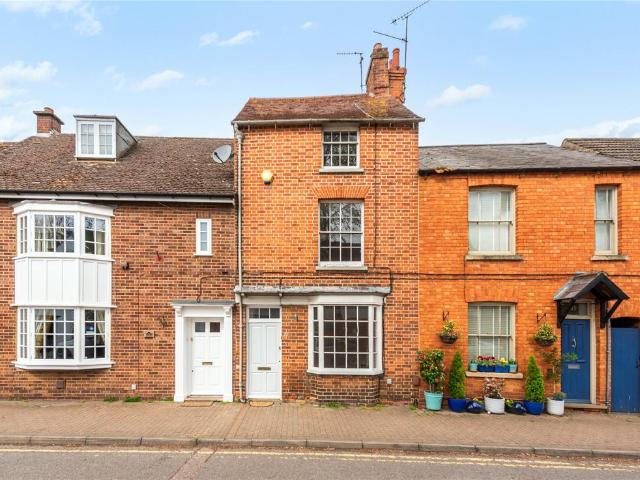 4 bedroom terraced house for sale