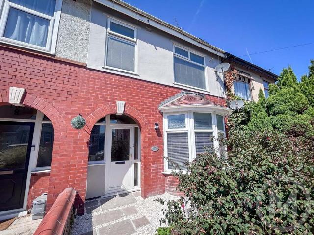 4 bedroom terraced house for sale