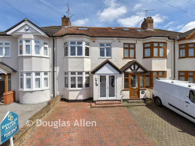 4 bedroom terraced house for sale