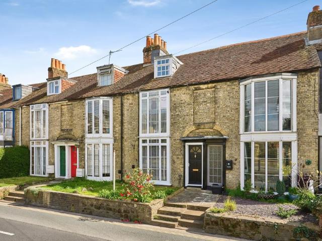 4 bedroom terraced house for sale