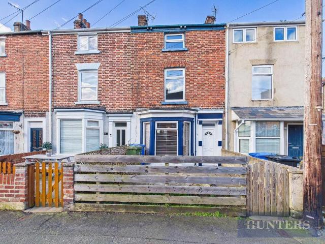 4 bedroom terraced house for sale
