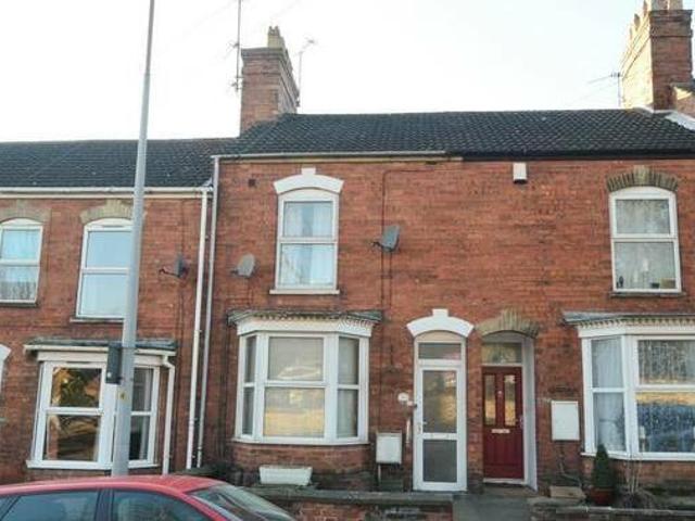 4 bedroom terraced house for sale in 200 Harrowby Road NG31